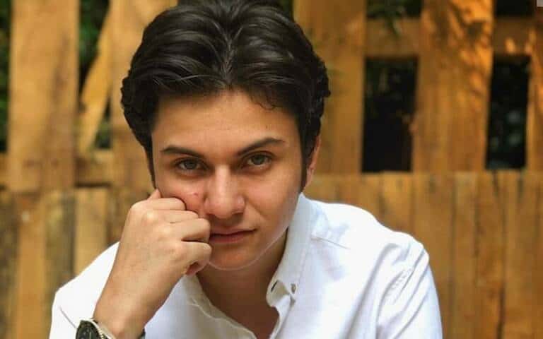 ¿Quién es Diego Ortega? - Nikolás Caballero - FLIN.pro